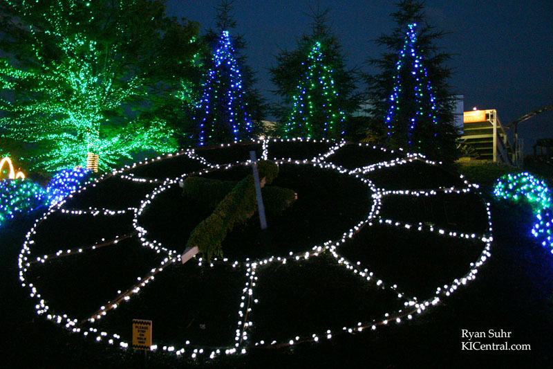 Snoopy’s Starlight Spectacular – Kings Island Central