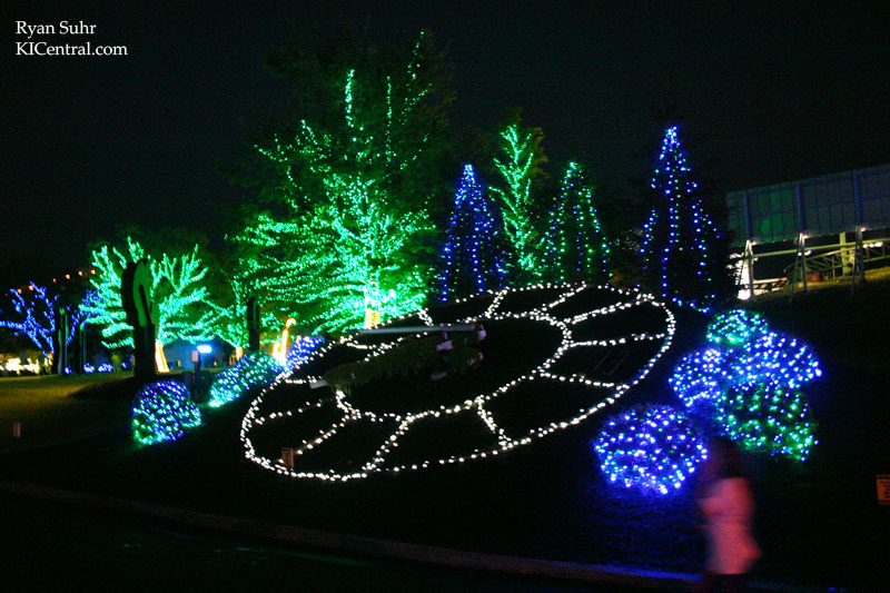 Snoopy’s Starlight Spectacular – Kings Island Central